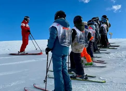 Cours collectifs de ski Ourson à Étoile d'Or - esf Châtel